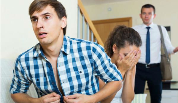¡como Descubrí Lo Que Mi Novia Hacia Fuera De Casa
